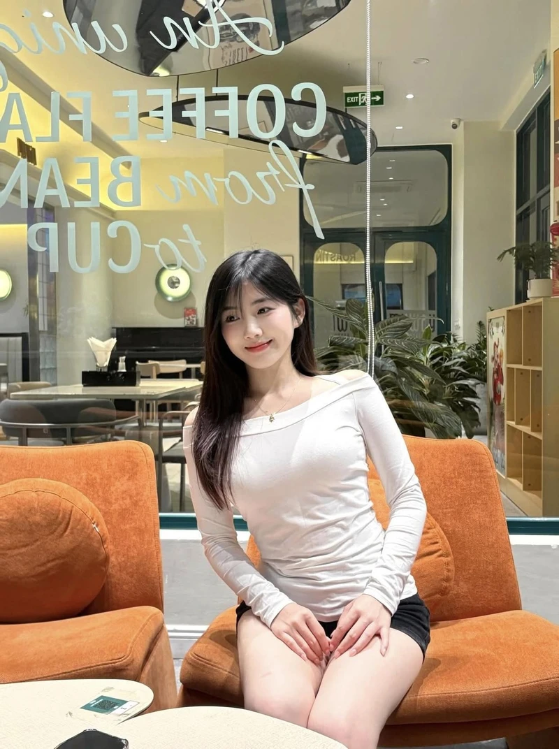 199+ ảnh gái xinh 2K3 nổi bật với vẻ đẹp trẻ trung cuốn hút